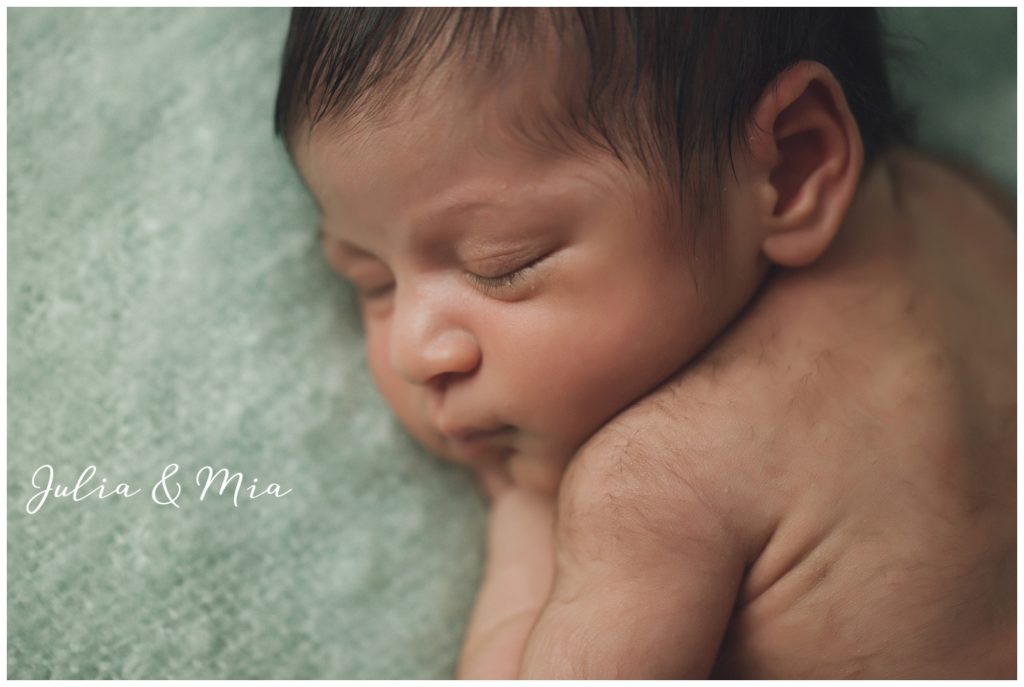 Baby Kiera - newborn baby photographer - Julia and Mia